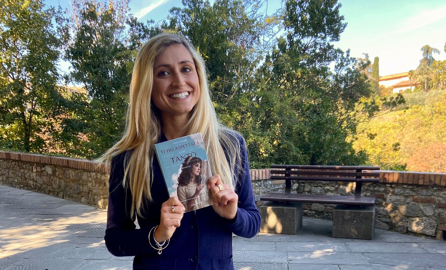 "Ti ho aspettata così tanto", il primo romanzo della scrittrice ...