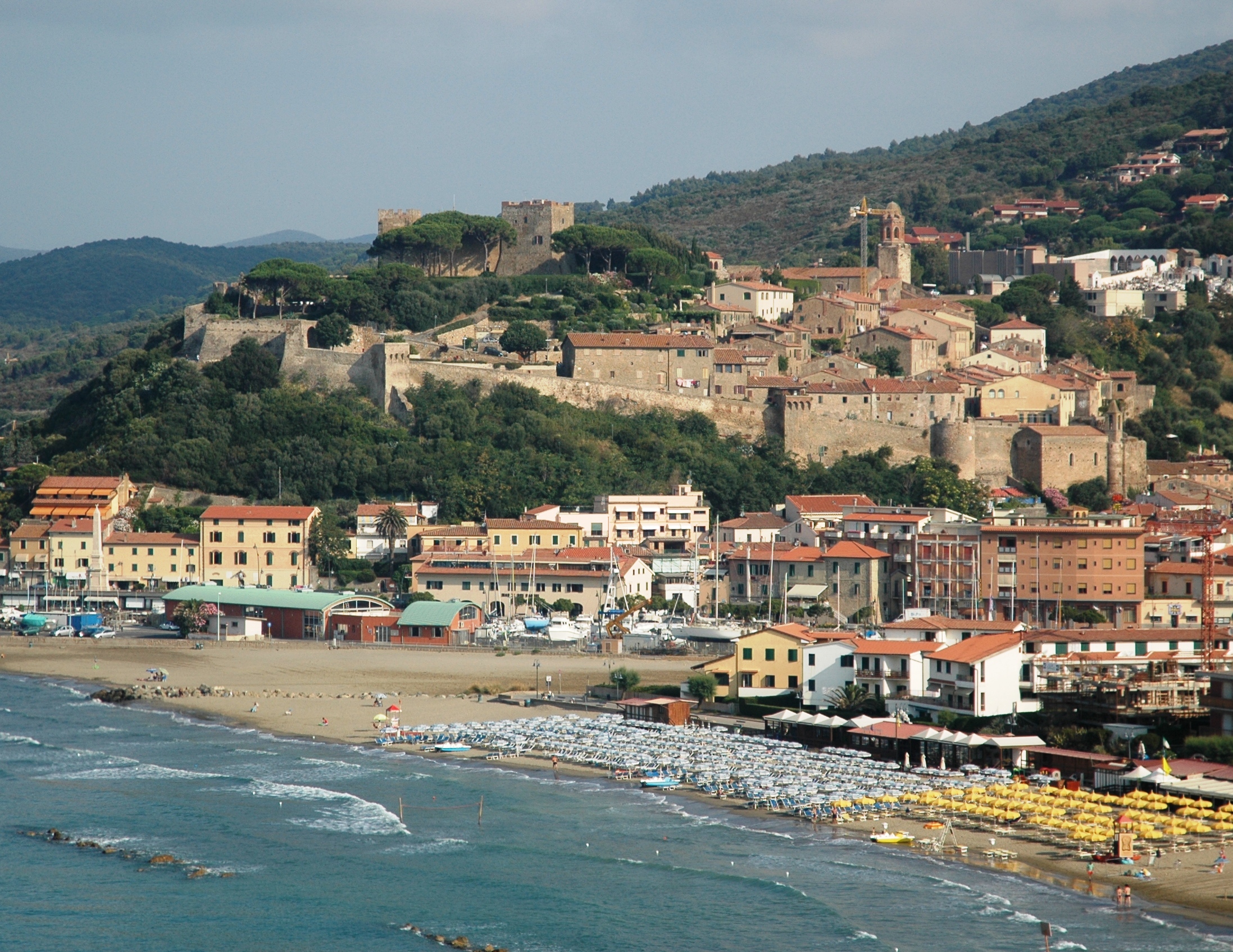 Mare: sulle spiagge di Castiglione della Pescaia sventola la Bandiera ...