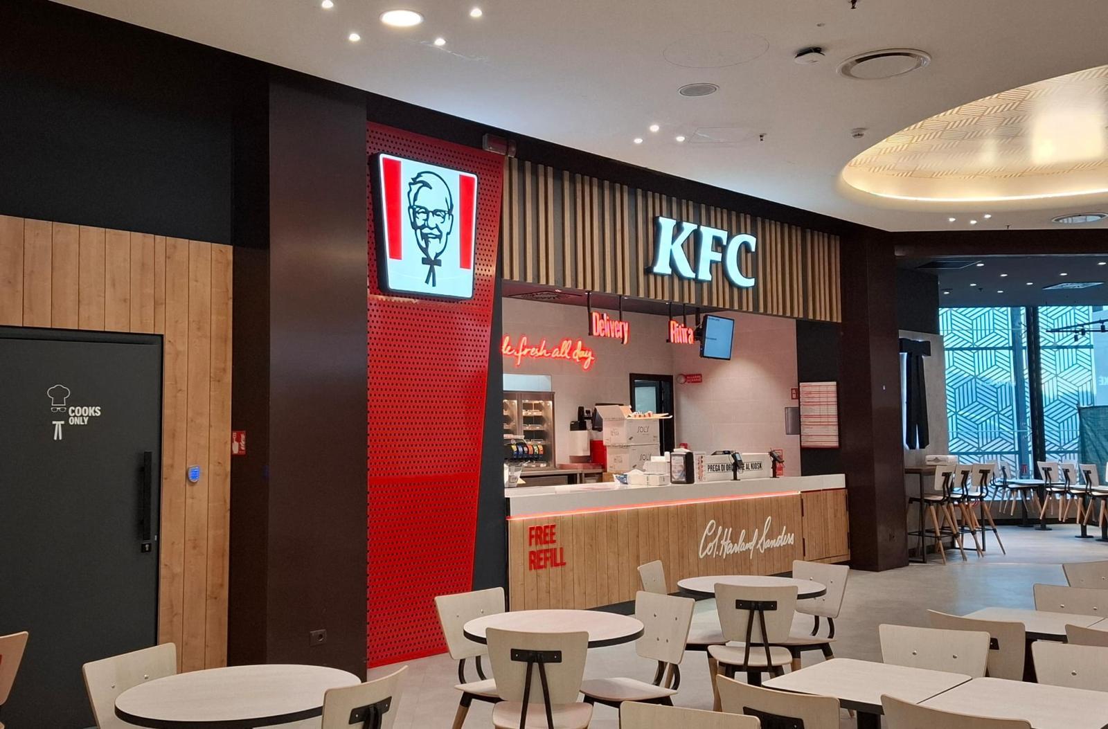 KFC, il colosso del pollo fritto apre nella galleria PortaSiena | RadioSienaTv
