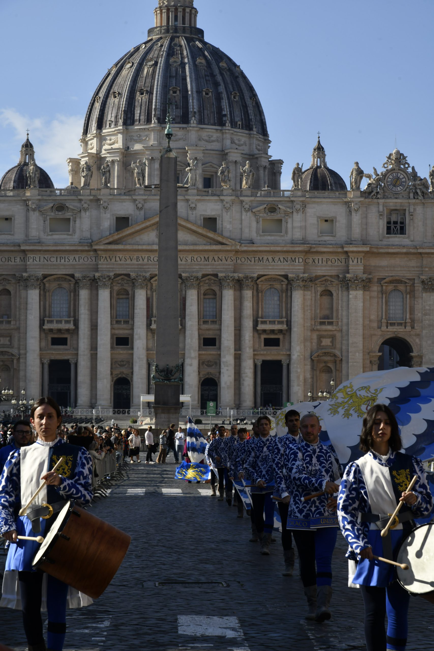 Dalla Val d’Orcia a San Pietro: l’emozione del Quartiere di Canneti ...